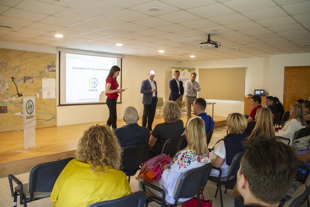 Técnicos y autoridades serbias de medio ambiente visitan la EDAR Copero ...